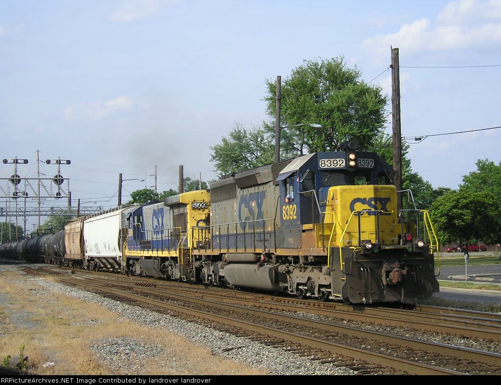 CSXT 8392